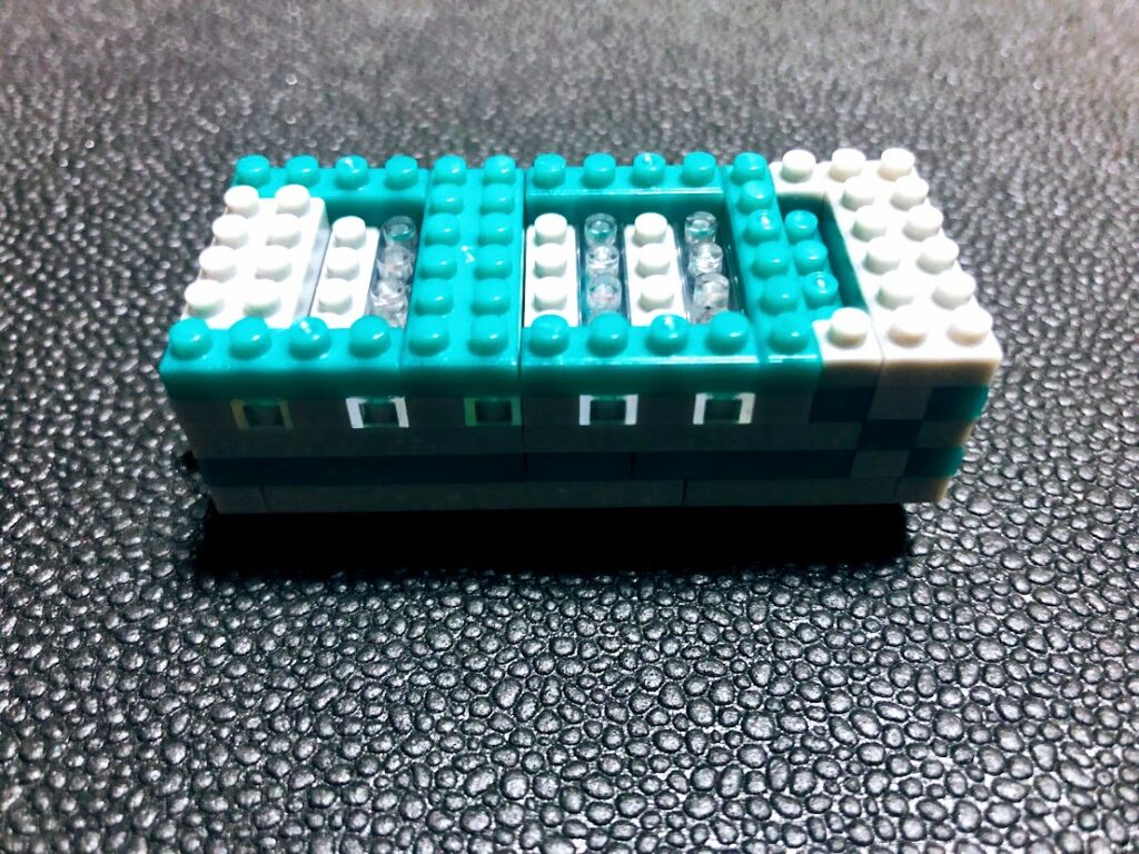 DAISO（ダイソー）でプチブロック-E956形ALFA-X-を買ってみました。 | 100均のメモ